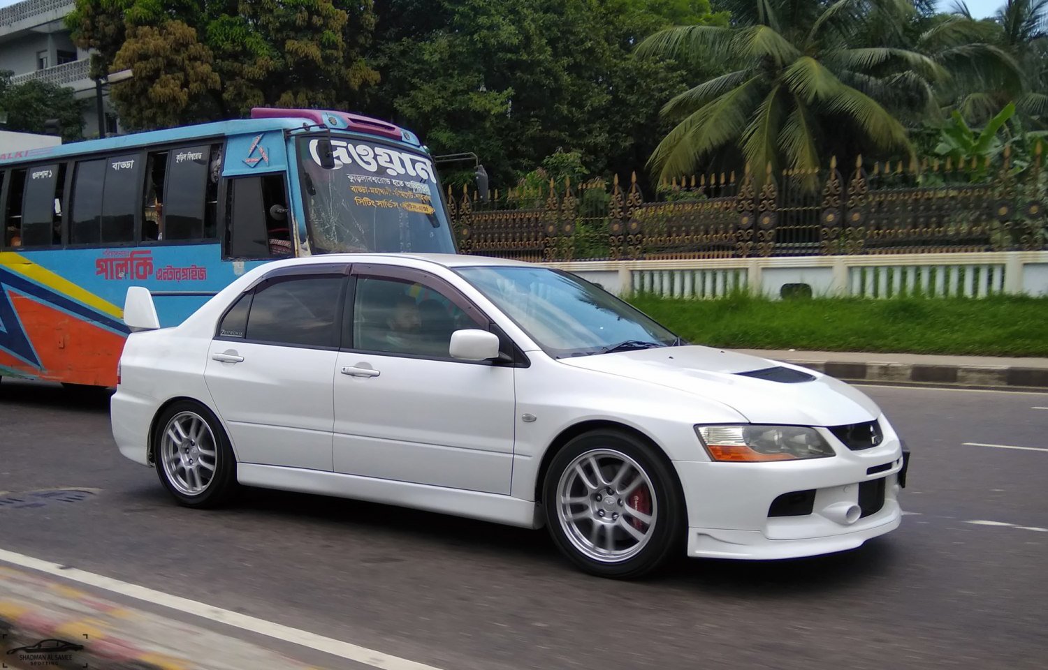 Mitsubishi Lancer Evolution technical specifications and fuel economy